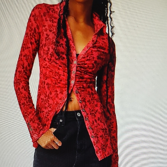 Tops | Nwt Red Floral Buttonup Top | Poshmark